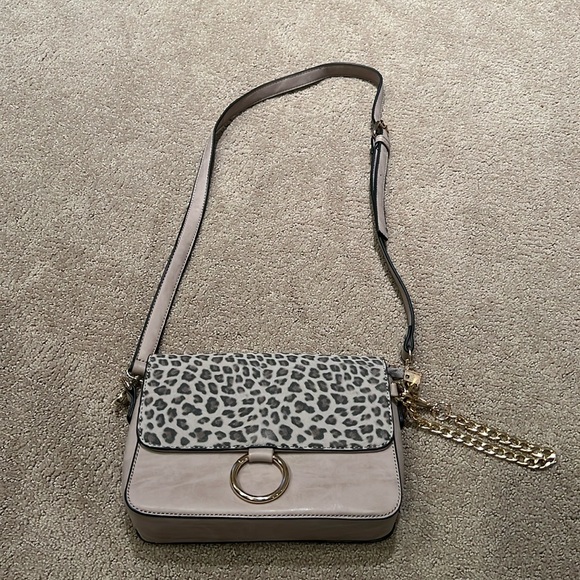 Mellow World | Bags | Mellow World Leopard Print Crossbody Purse | Poshmark
